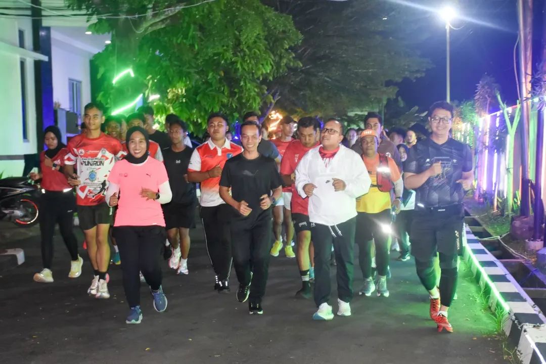 Bupati Sujiwo Luncurkan Tuesday Night Run 5 Km, Kubu Raya Hadirkan ...
