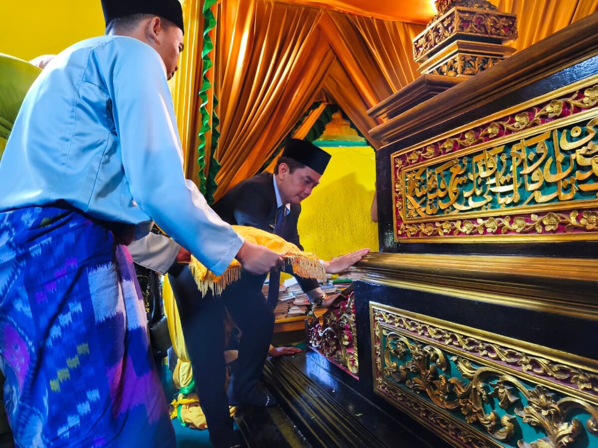 Ziarah ke Makam Kesultanan, Pontianak Kenang Jejak Pendiri Kota di Hari ...